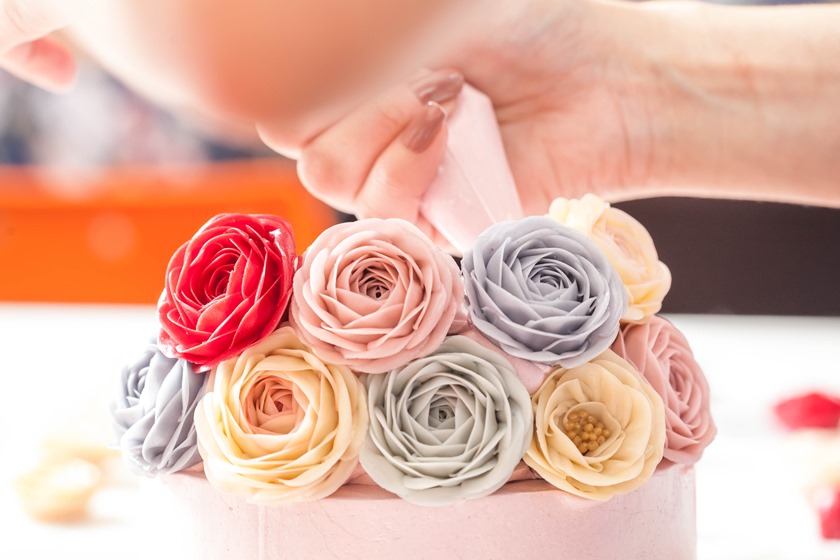 Técnica de confeitaria coreana cria bolos elegantes e delicados ...