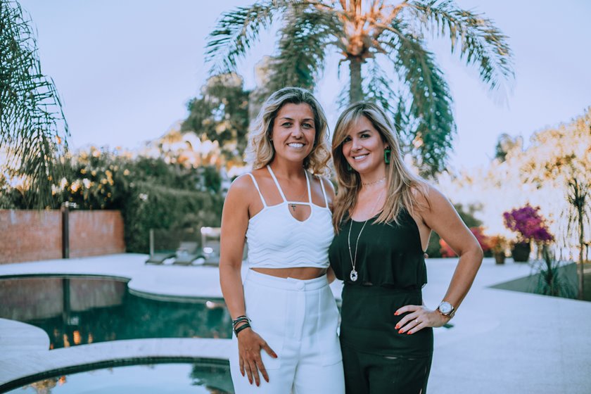 Isabella Lim celebra os 22 anos com happy hour dançante entre amigas ...