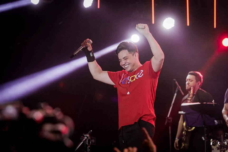 Conheça Caneta Azul, música que conquistou famosos no Instagram ...