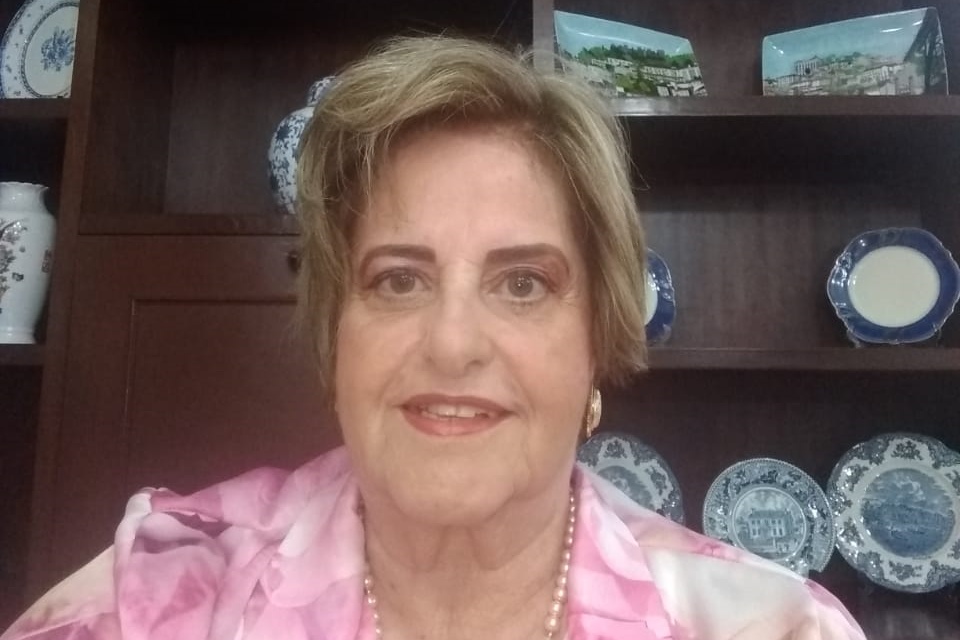 RP brasileira revela segredos da experiência com a família real ...