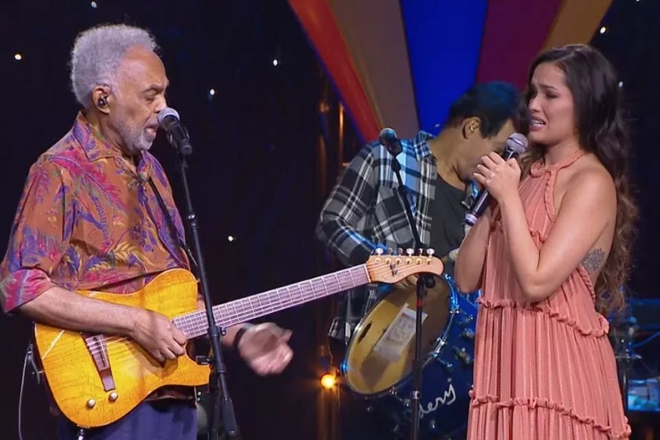Juliette se emociona ao conhecer Caetano Veloso e posta vídeo de dueto ...