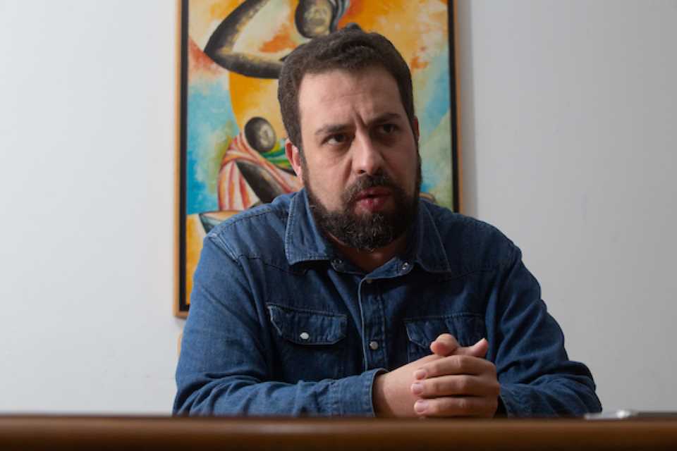 Dívida de acordo de Boulos com fotógrafo foi paga por assessor | Metrópoles