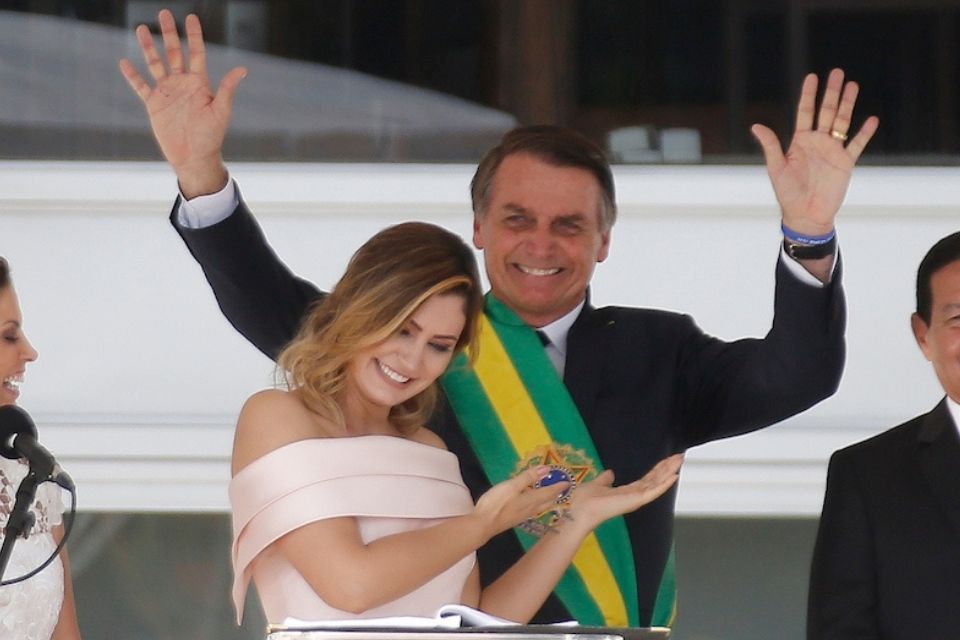 Cabeleireiro de Michelle Bolsonaro comenta mudança da primeira-dama ...