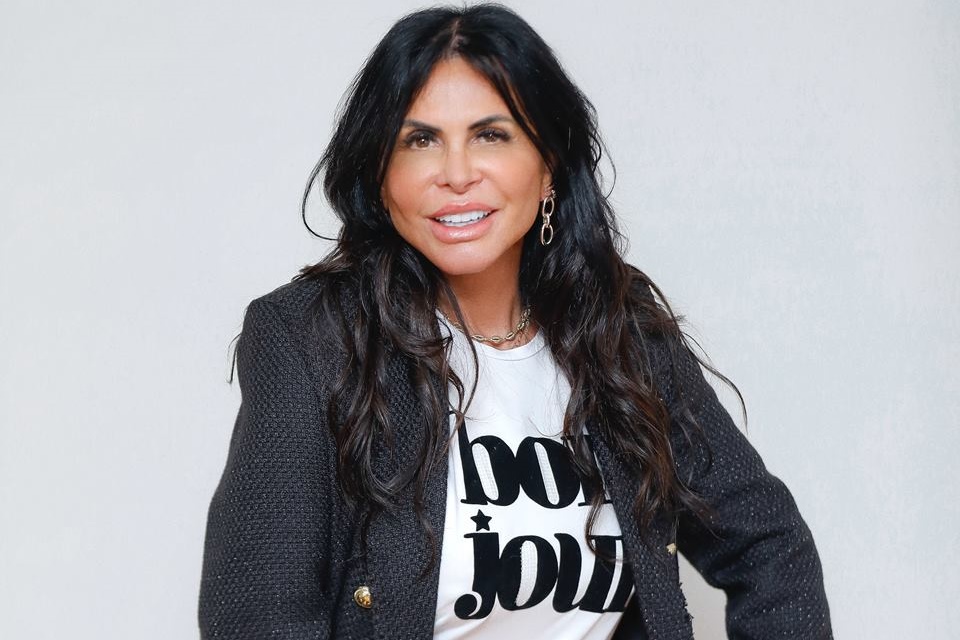 Gretchen publica foto antiga e arranca suspiros de seguidores: “Linda ...
