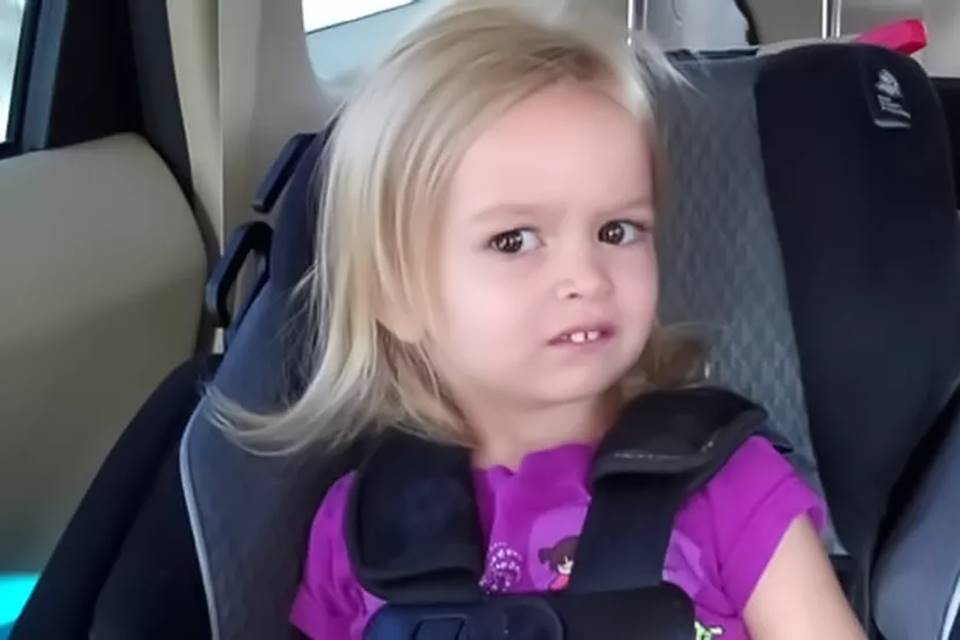Menina do meme “Chloe” anuncia afastamento das redes sociais: relembre ...
