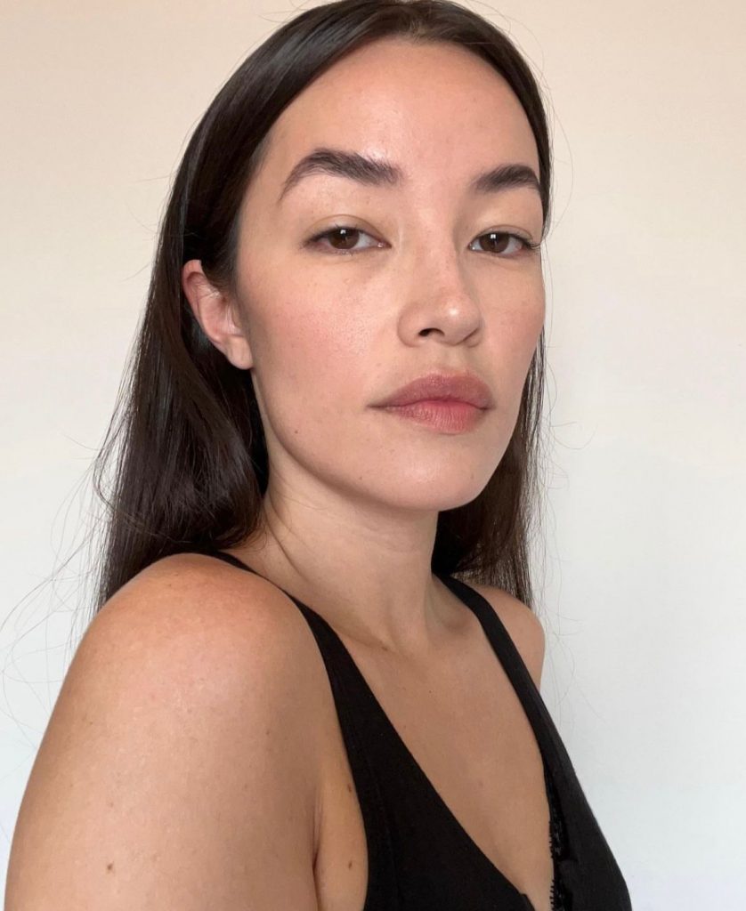 Conheça Ana Chiyo, criadora de personagens como a Moça da Sara | Metrópoles