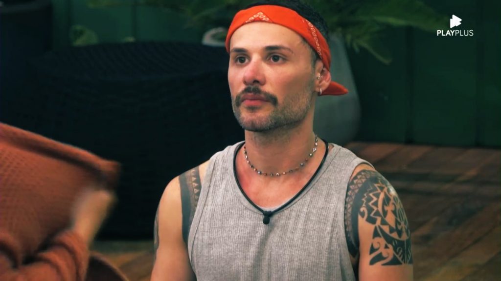 Ex-Fazenda Alex Gallete realiza preenchimento íntimo: “Mais ereto ...