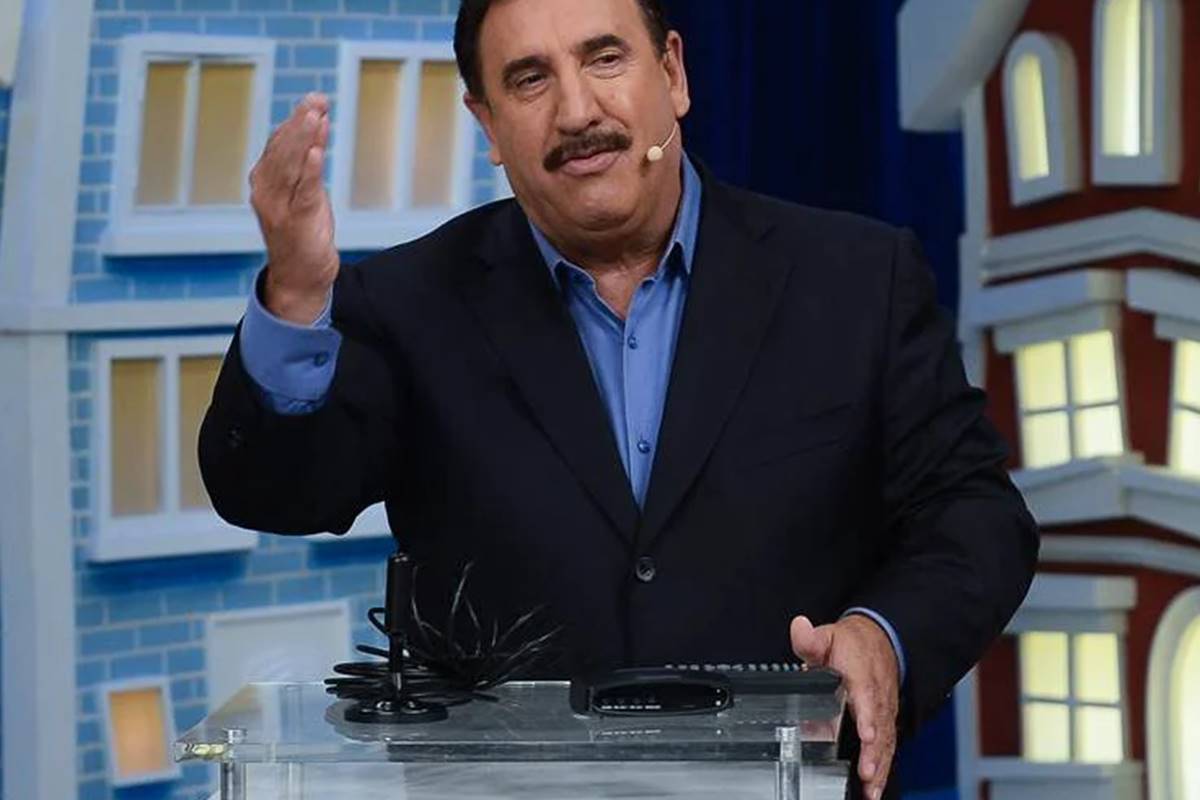 Programa do Ratinho: saiba quanto recebe o elenco da atração | Metrópoles