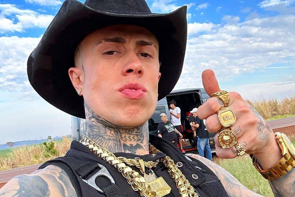 MC Daniel desabafa após ser enquadrado pela polícia em Paris | Metrópoles