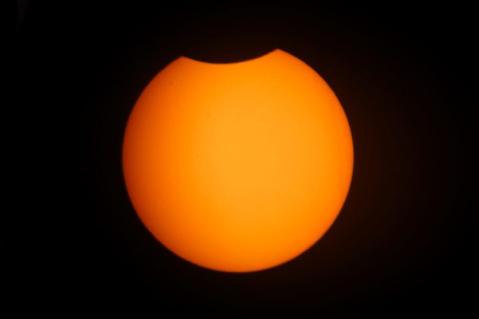 Eclipse solar encanta as Américas: veja fotos e vídeos do fenômeno ...