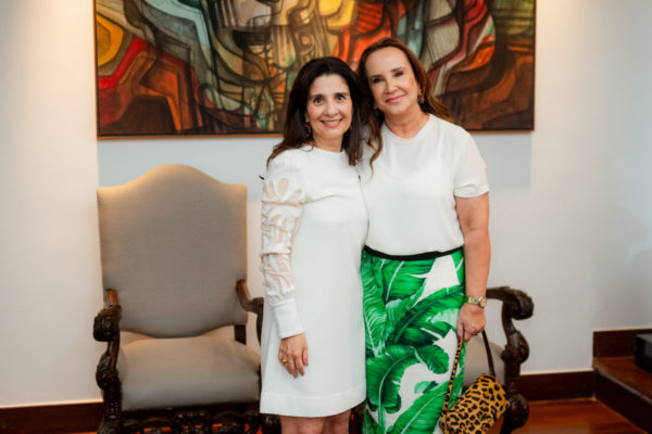 Valeska Tonet Camargo prestigia amigas com encantador almoço de Natal ...