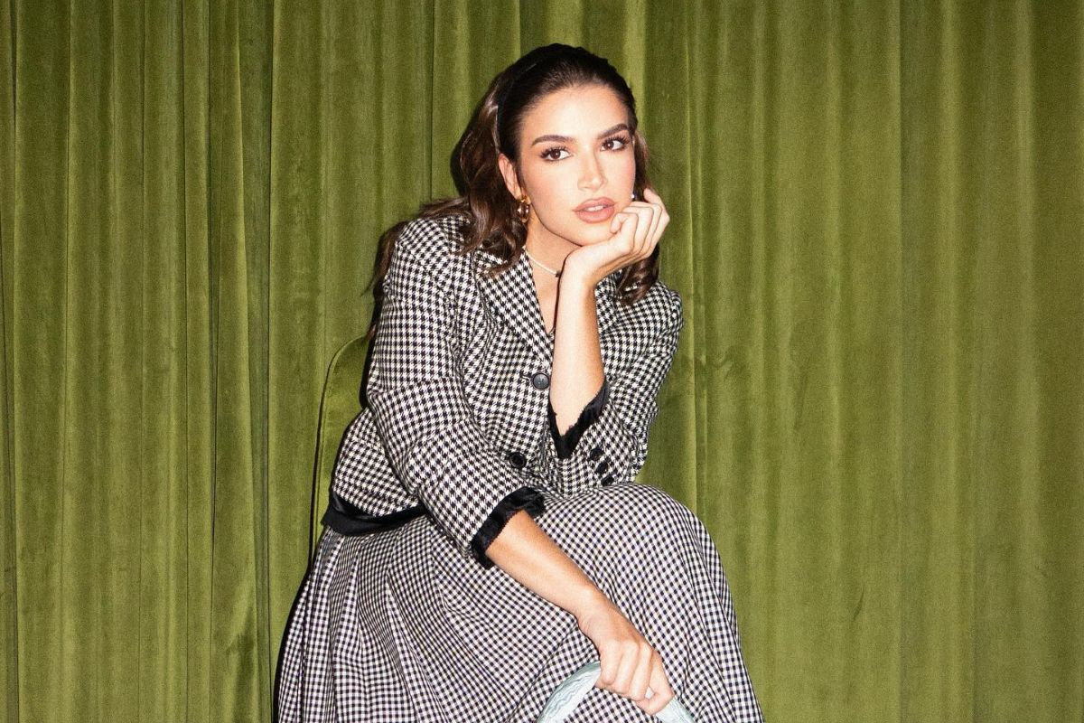 Moda, cor e personalidade: conheça o universo fashion de Lelê Burnier ...