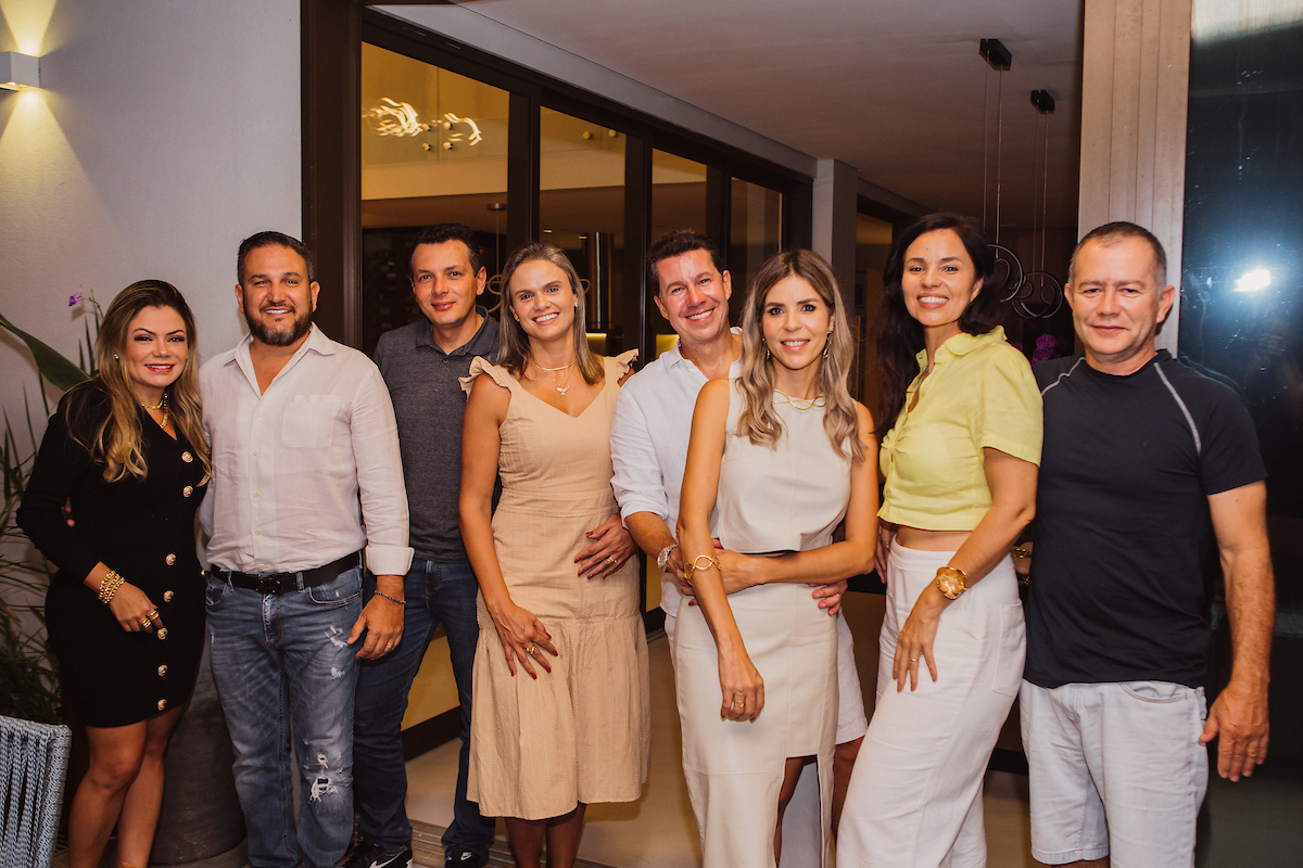 Igor e Elen Morbeck trazem cantor Serginho para sunset entre amigos ...