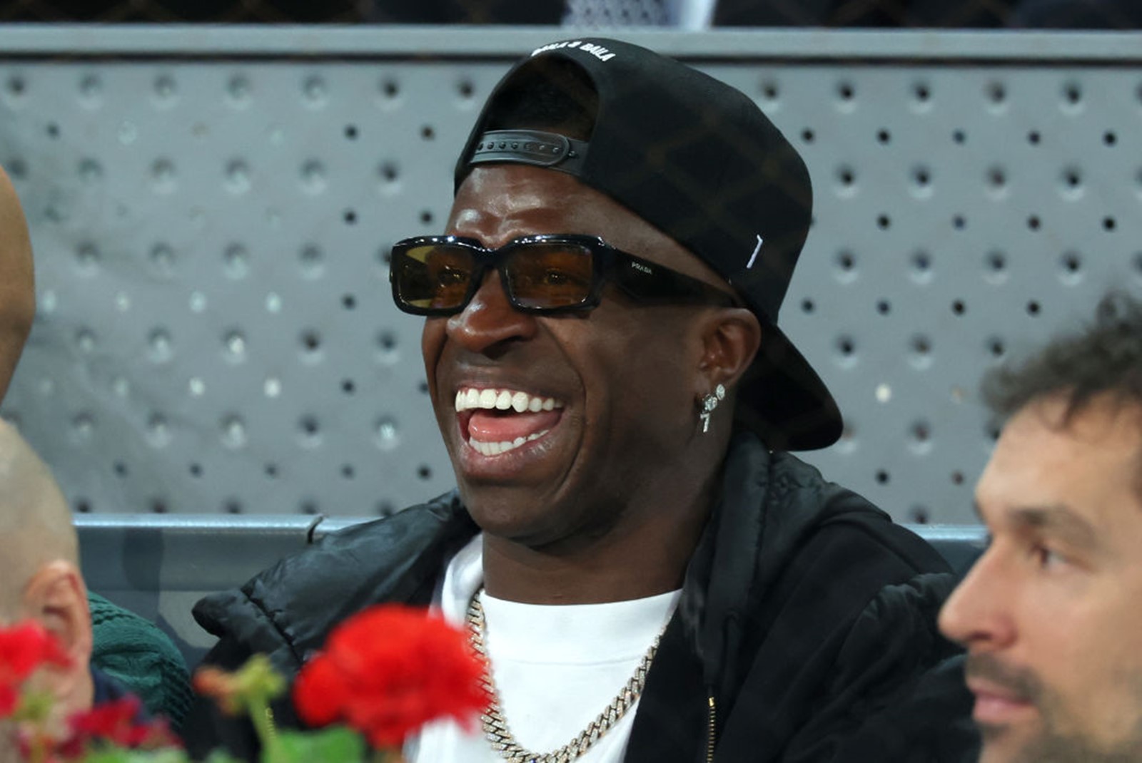 Vinícius Jr. provoca Barcelona após título do Real Madrid no Espanhol ...